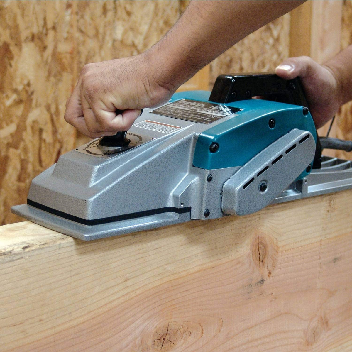 Makita 1806B Rabot de charpente 170mm 1700W